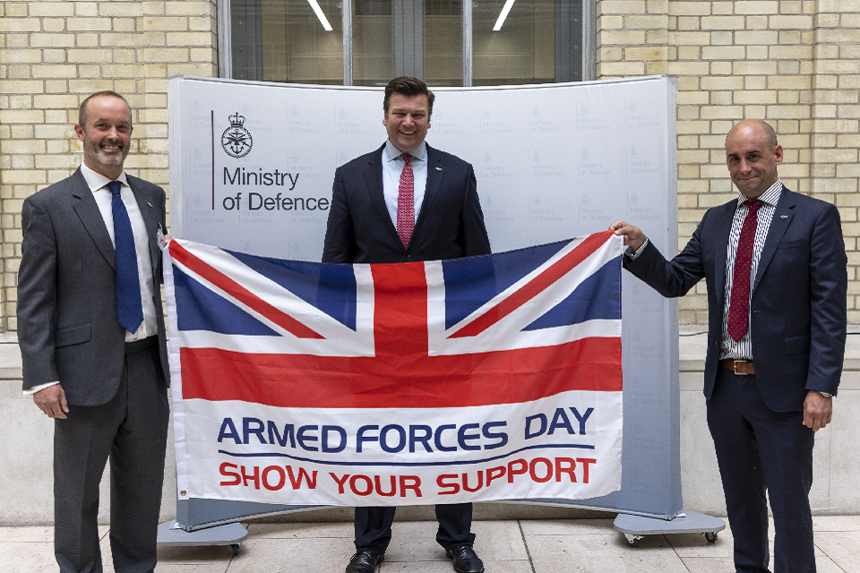 Landmark organisations pledge to uphold Armed Forces Covenant - GOV.UK