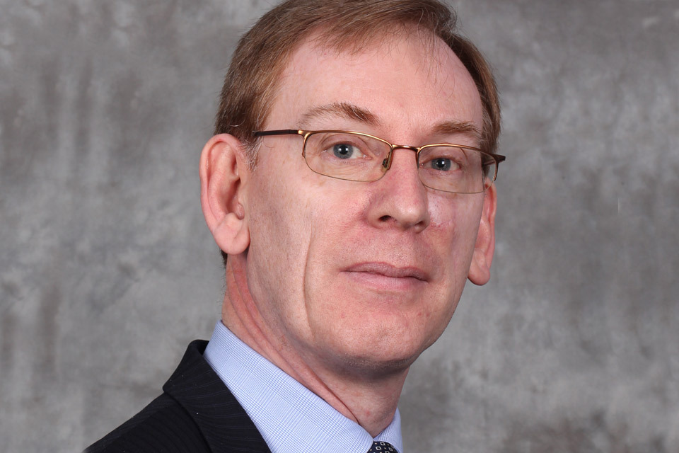 Fees cut for lasting powers of attorney - GOV.UK