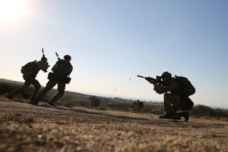 London Army reservists train in Cyprus - GOV.UK London Army reservists train in Cyprus - GOV.UK