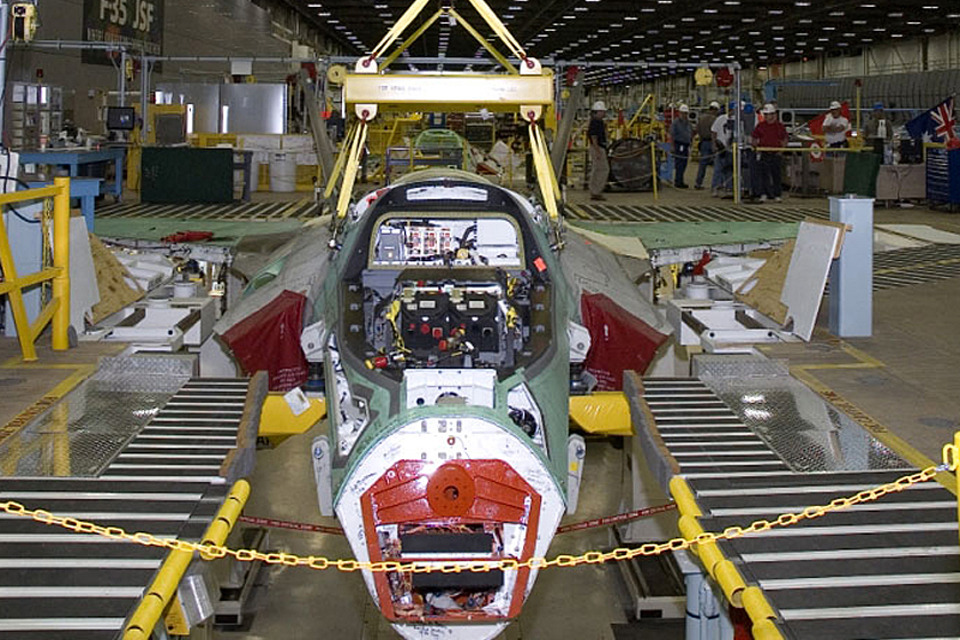 Defence project managers' excellence recognised - GOV.UK