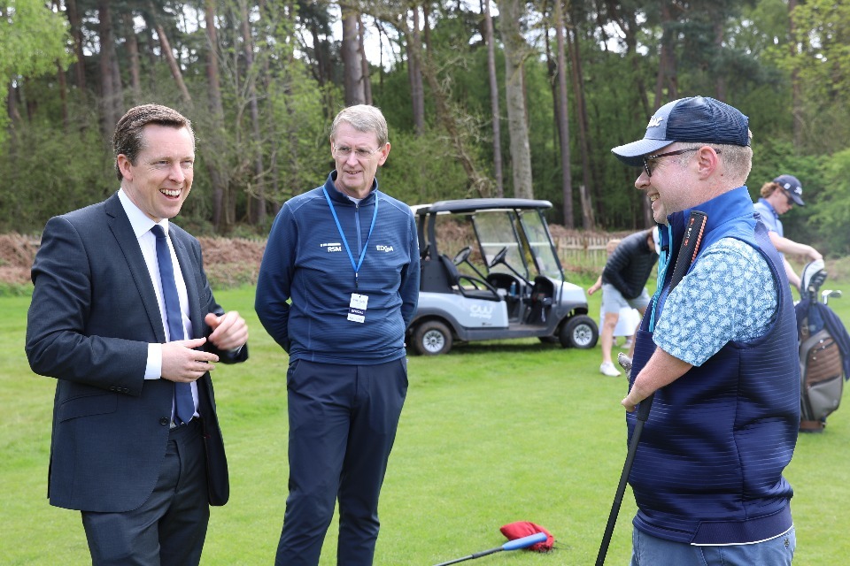 Minister For Disabled People Meets World Class Disabled Golfers At