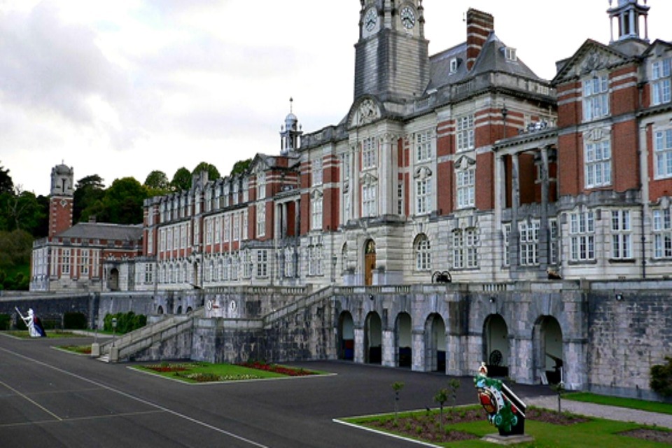 Jamaica Defence Force soldiers to attend training in the UK - GOV.UK Jamaica Defence Force soldiers to attend training in the UK - GOV.UK