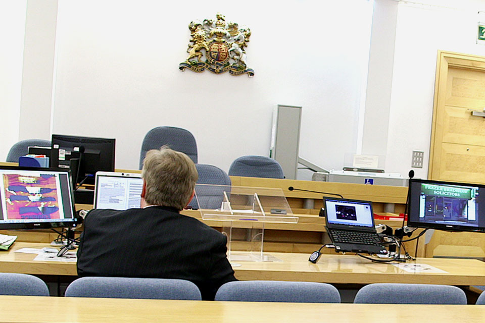 Digital courtroom unveiled as justice enters the Wi-Fi era - GOV.UK