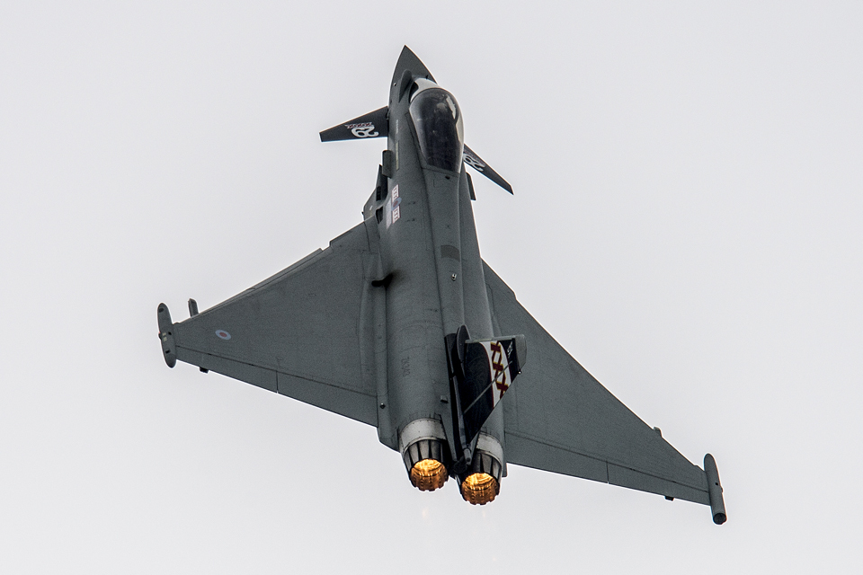Typhoon jets to get long-range strike capability - GOV.UK