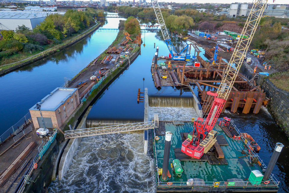 £50 million flood defence scheme opens in Leeds - GOV.UK