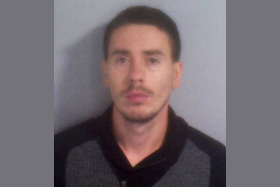 Romanian people smuggler jailed - GOV.UK