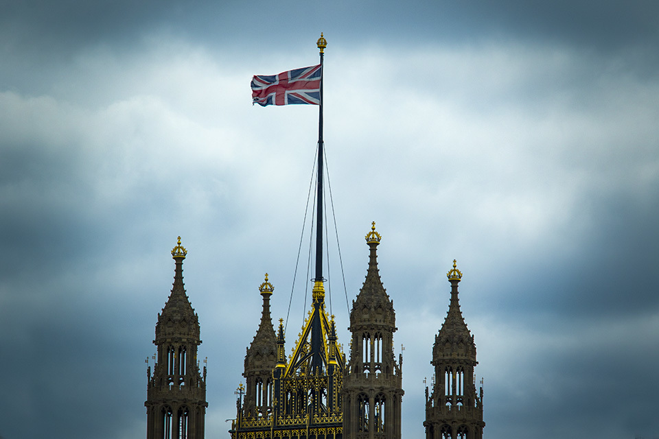 UK Flags to be flown at full mast for birth of Royal Baby - GOV.UK