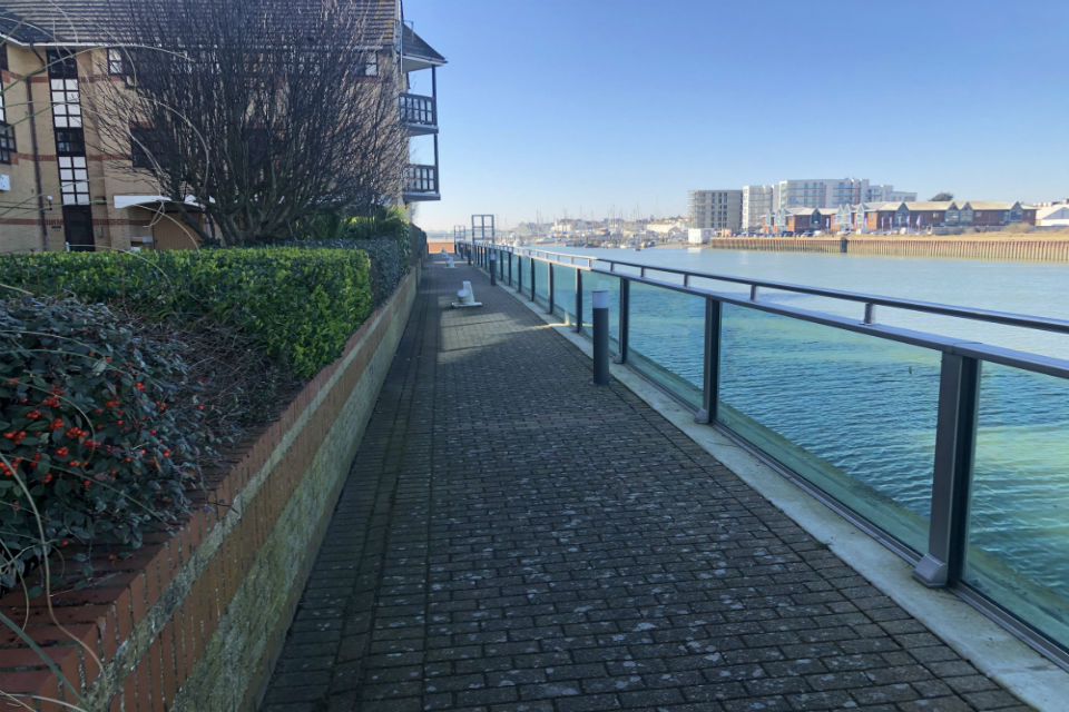 Shoreham Adur tidal walls scheme: latest update - GOV.UK Shoreham Adur tidal walls scheme: latest update - GOV.UK