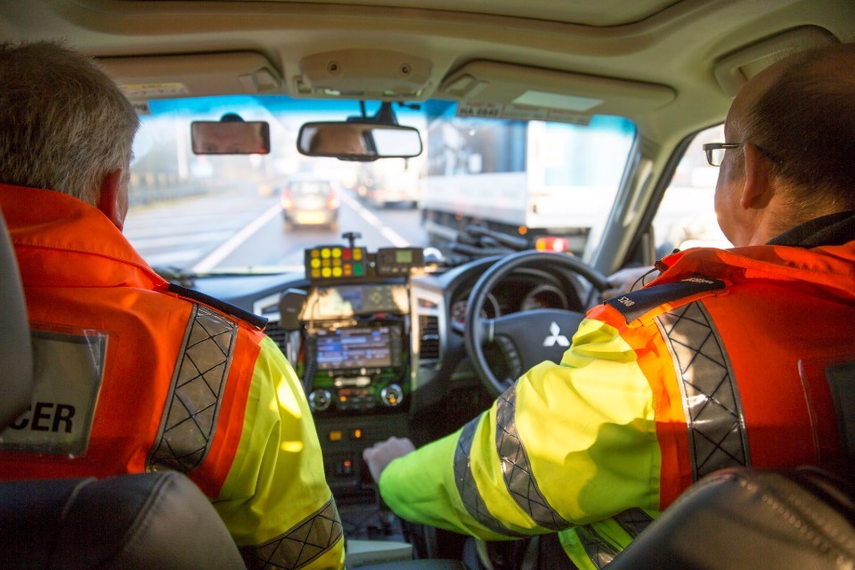 Highways England urging motorists to ‘check it before towing it’ - GOV.UK