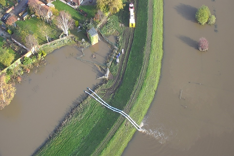 Environment Agency warns flood hit communities to remain vigilant as ...