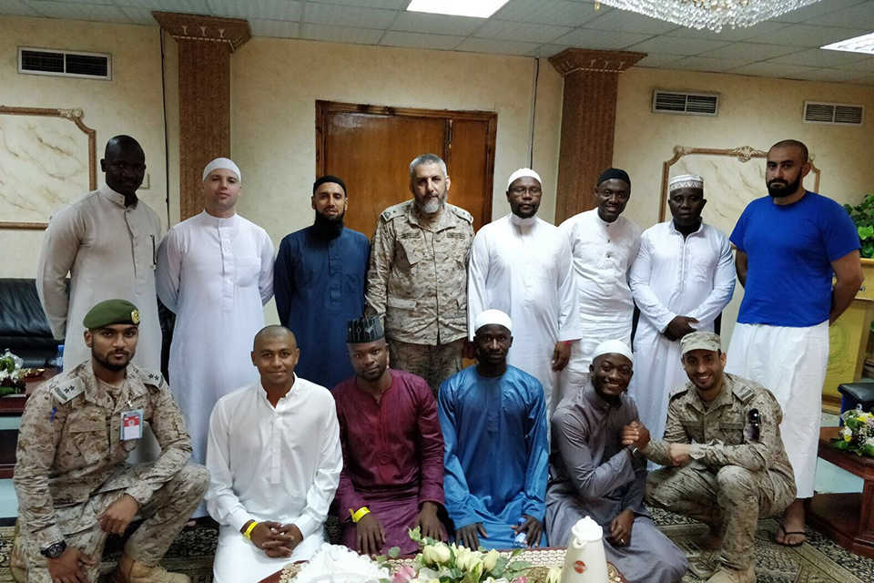 Armed Forces Muslim Personnel Complete Hajj - GOV.UK