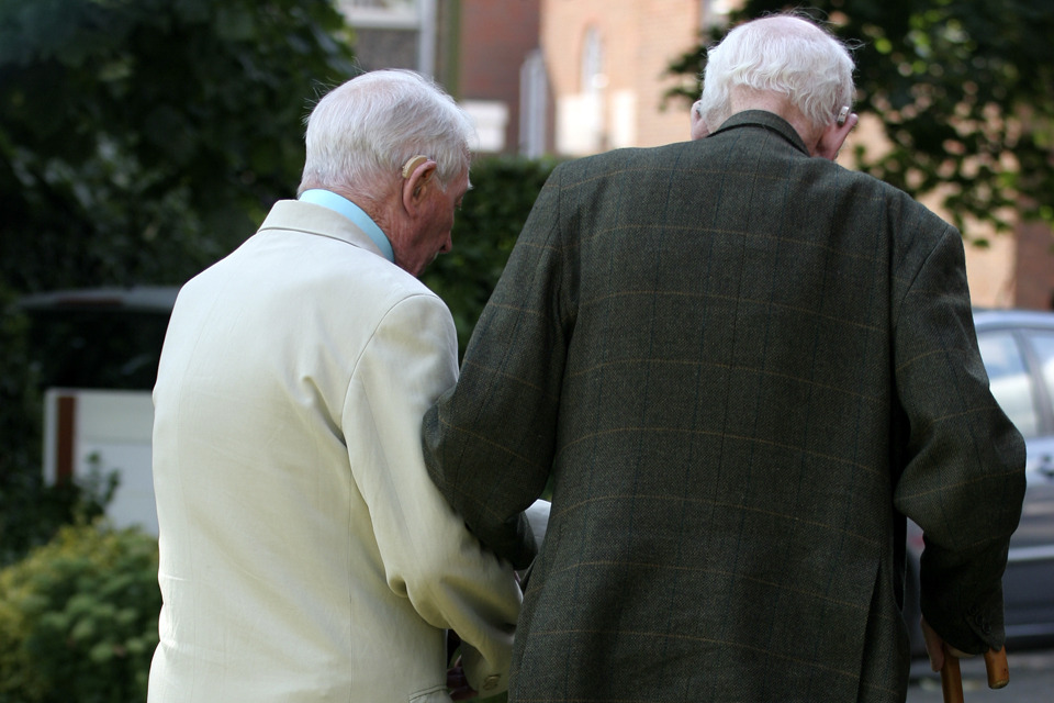 New report from PHE shows improvements in end of life care - GOV.UK