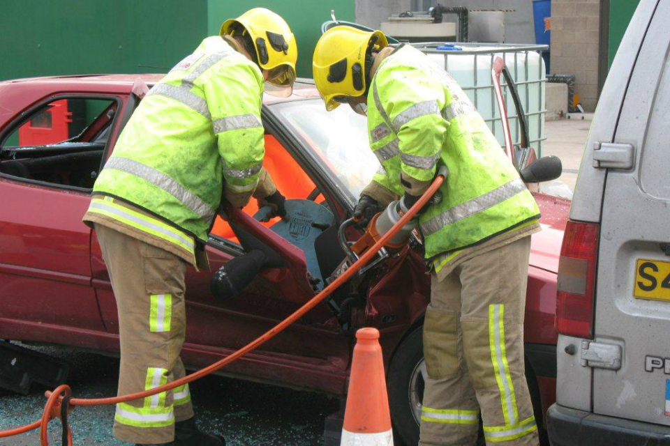 Road worker dangers highlighted in Cumbria - GOV.UK