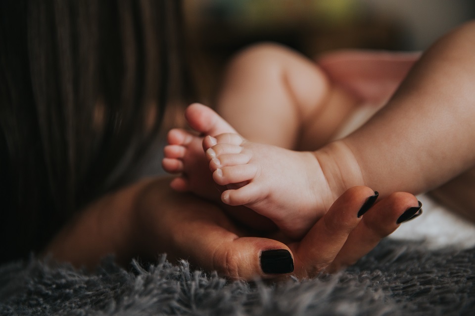 Hexavalent 6-in-1 vaccine to be made available to newborn babies - GOV.UK