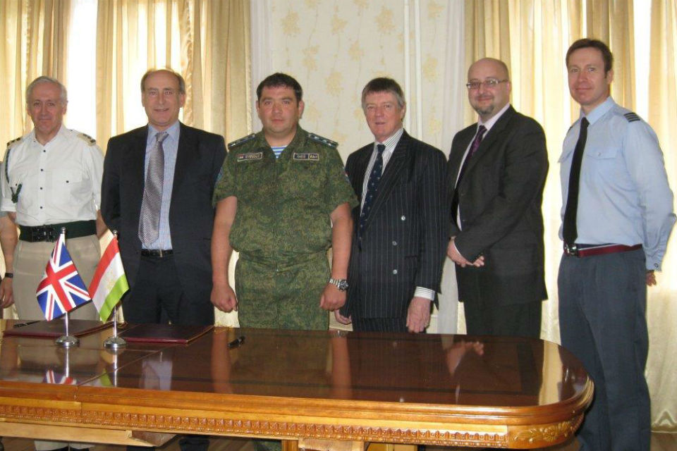Visiting UK MOD Delegation Agree Plan for Military Cooperation - GOV.UK
