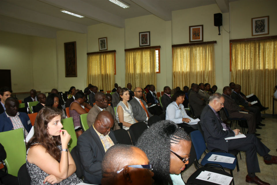 Préparation d’un pacte anti-corruption entre les entreprises, le ...