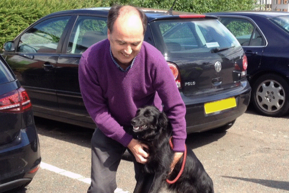 Highways England reunites one man and his dog - GOV.UK