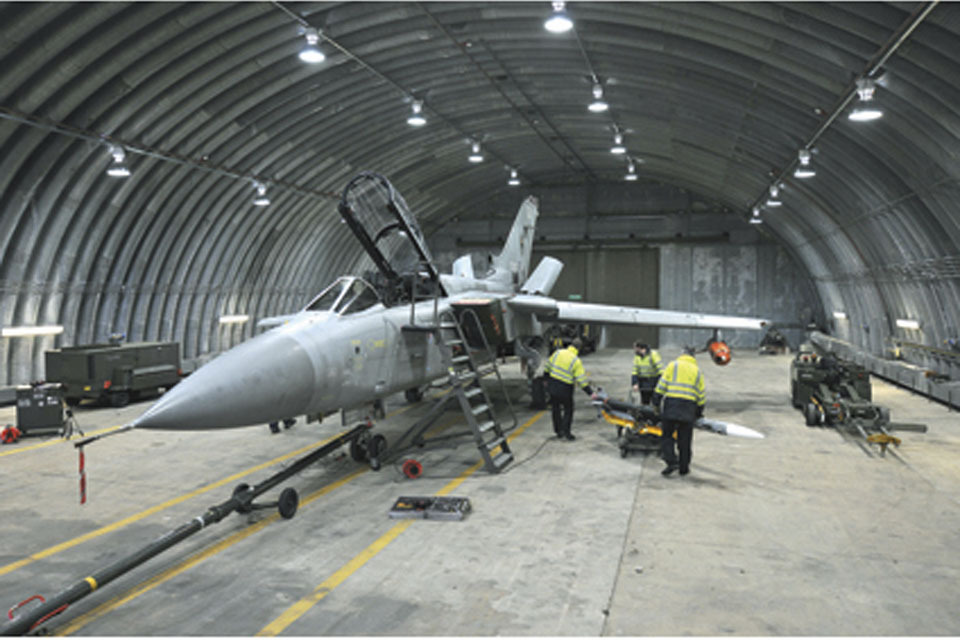 Testing RAF equipment for operations in Afghanistan - GOV.UK