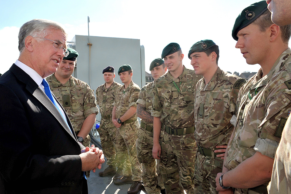 Defence Secretary visits RFA Argus ahead of Ebola mission - GOV.UK