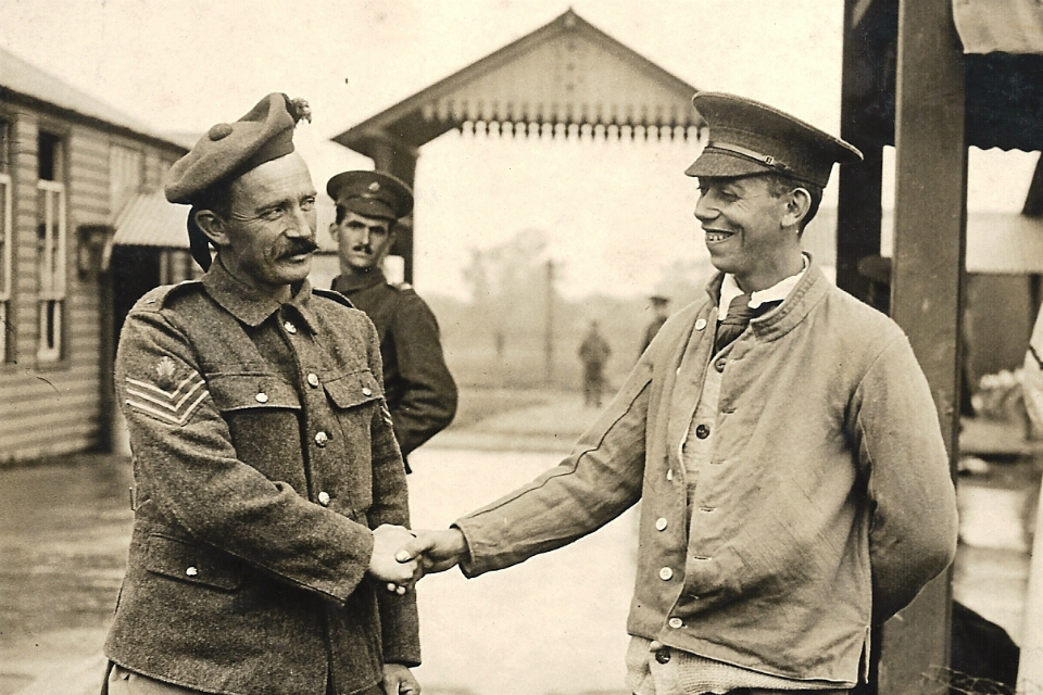 Honour for Trooper Potts marks 1 year of VC paving stone ceremonies ...