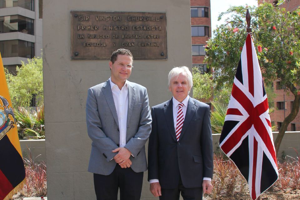 Inauguration of refurbished Winston Churchill roundabout in Quito - GOV.UK