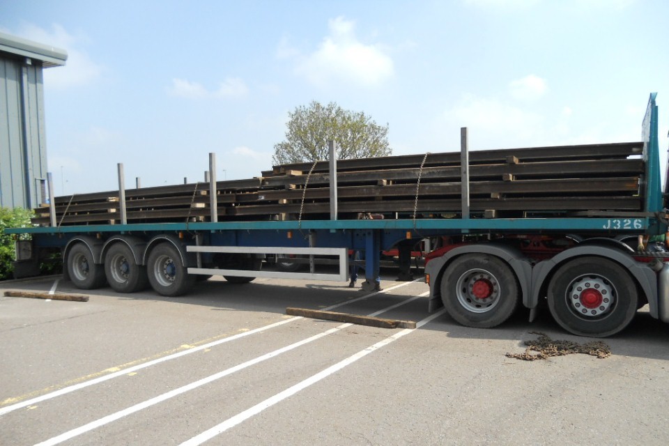 DVSA publishes new load securing guide for vehicle operators - GOV.UK