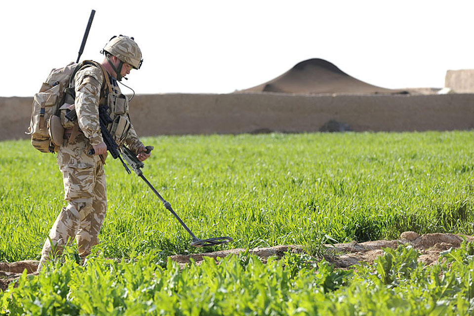 MOD scientists honoured for counter-IED work - GOV.UK