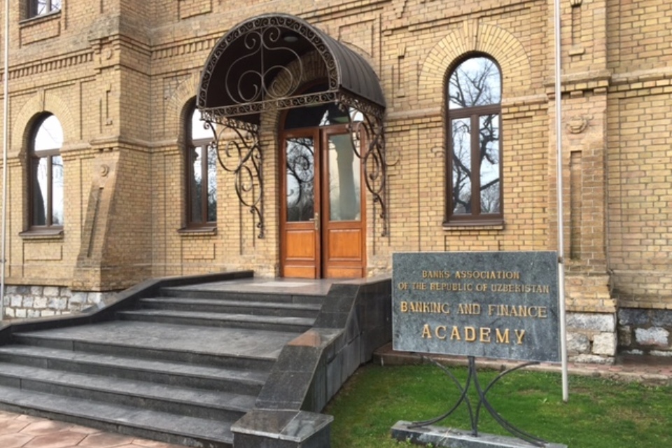 British expert holds a master class on Investment in Tashkent - GOV.UK