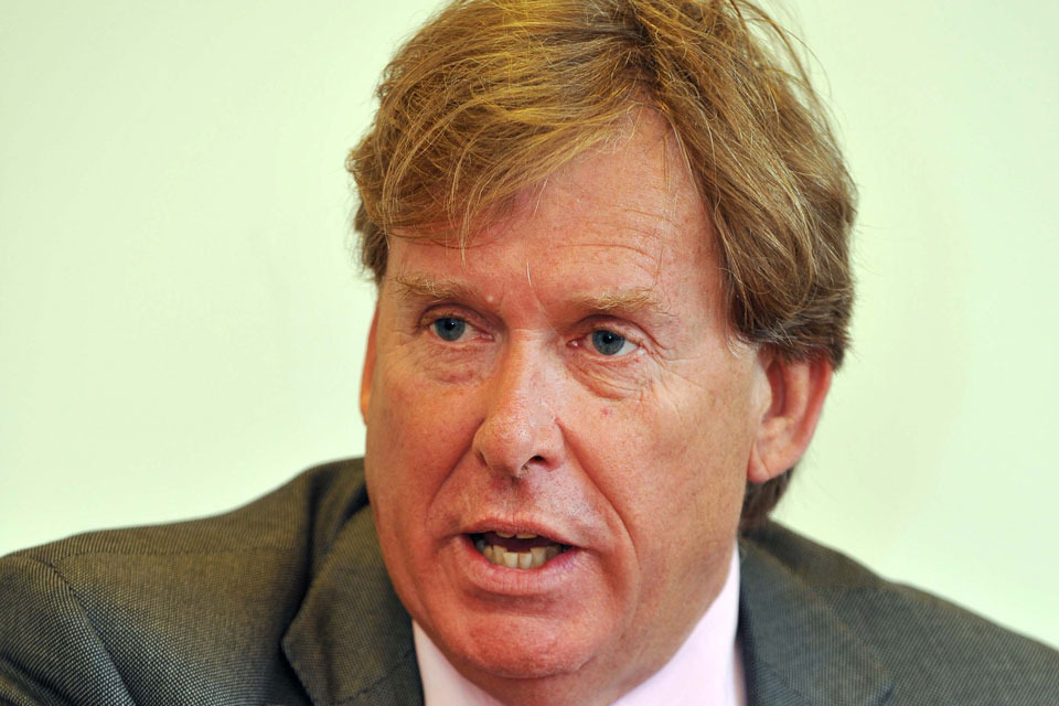 Simon Burns thanked for 'hard work and leadership' - GOV.UK