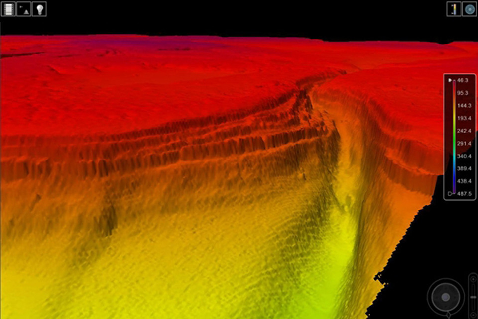 Royal Navy ship discovers Red Sea canyon - GOV.UK