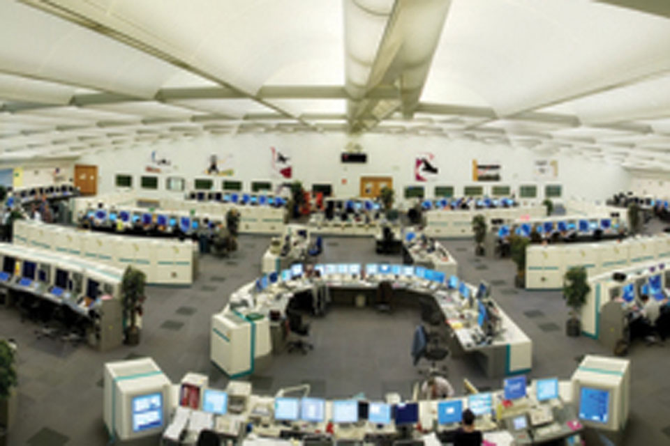 RAF and civilian air traffic controllers working together - GOV.UK