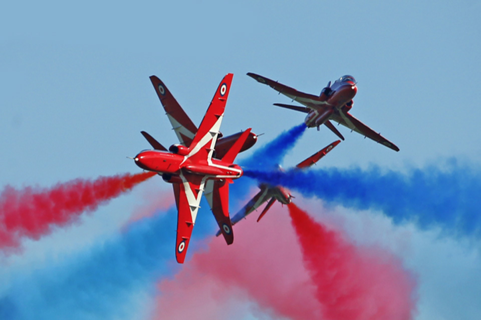 The Red Arrows take to the skies for their first ever display in China ...