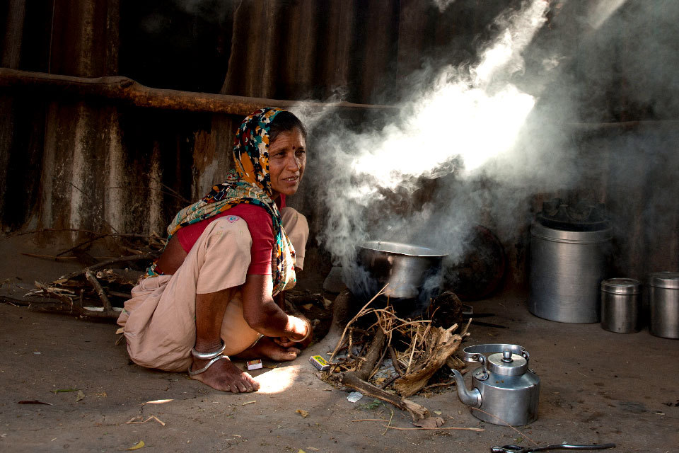 Climate change: DFID wins award for clean cooking initiative - GOV.UK