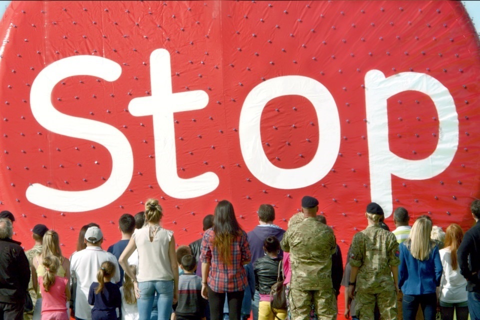 Less smoking, more joking: Stoptober campaign launched - GOV.UK