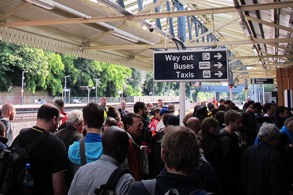 Train operators urged to tackle overcrowding - GOV.UK