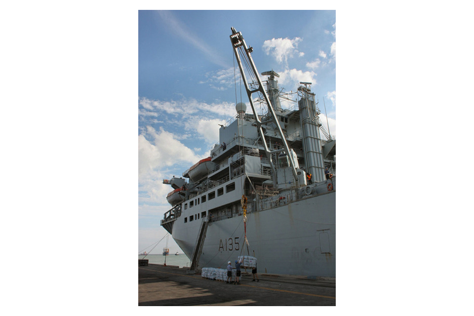 RFA Argus aids hurricane-hit Jamaican schools - GOV.UK