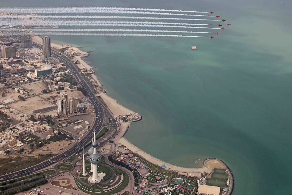 The Red Arrows are back to Kuwait - GOV.UK