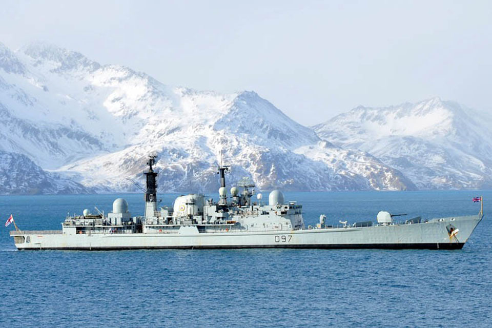 HMS Edinburgh on patrol in Southern Ocean - GOV.UK