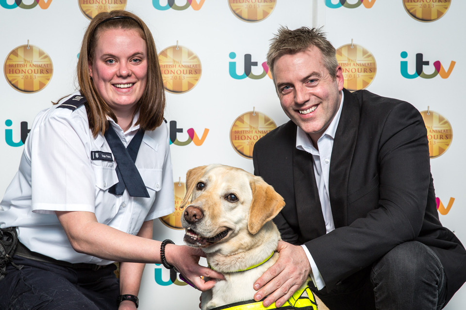 Border Force sniffer dog Tyke wins top TV award - GOV.UK