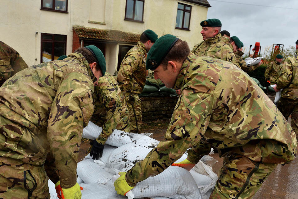 Military steps up flood relief work - GOV.UK