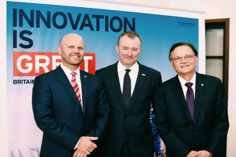 PM's Trade Envoy visits Panama - GOV.UK