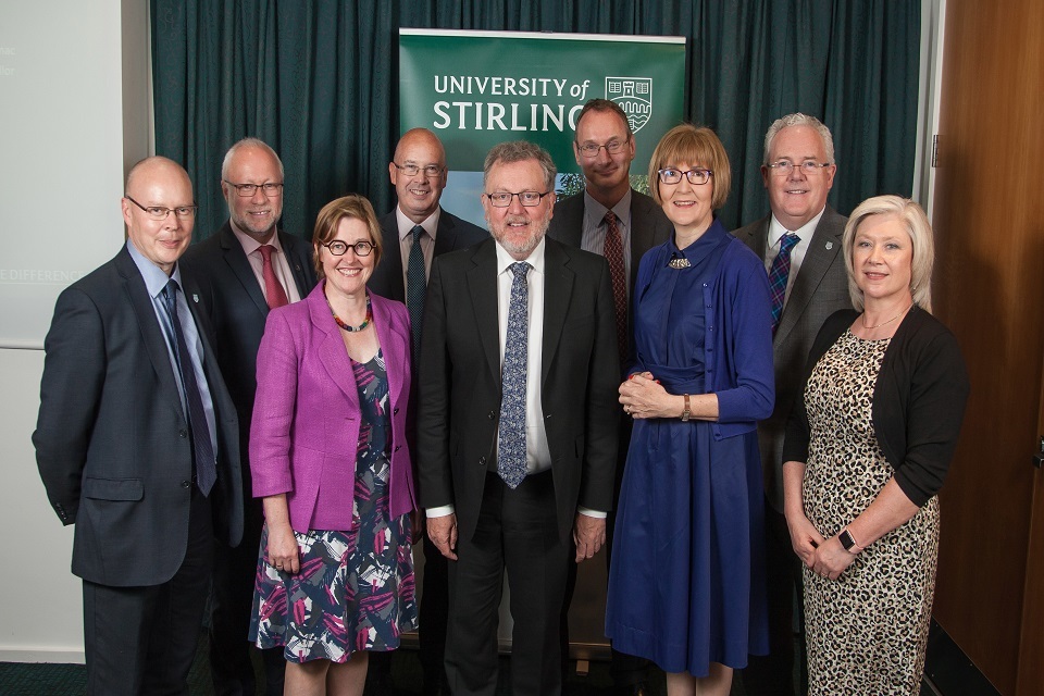 Scottish Secretary tours Stirling University’s world-leading Institute ...