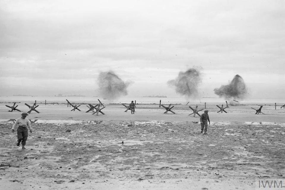 D-Day veterans invited to register for 75th Anniversary - GOV.UK