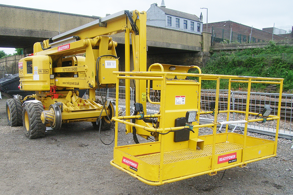 Runaway of a road-rail vehicle at Bradford - GOV.UK