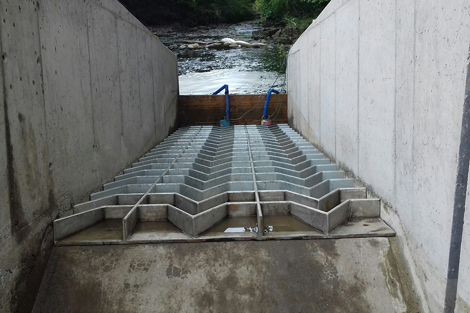 Progress continues on new North East fish pass - GOV.UK