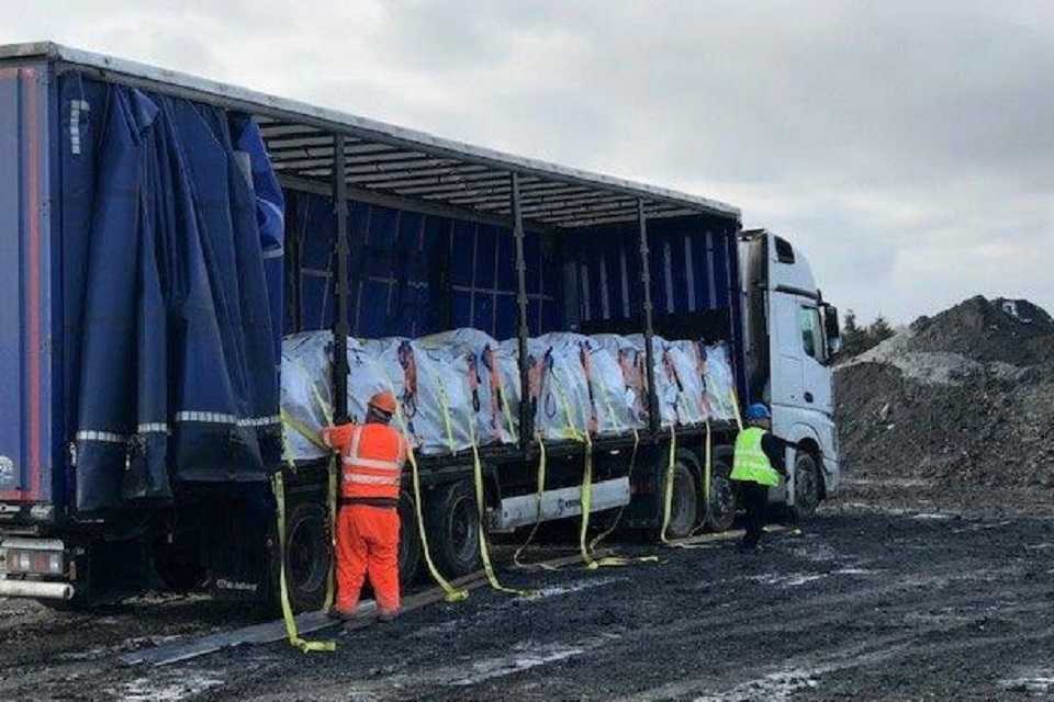 Landmark 1,000th waste shipment achieved in record time - GOV.UK