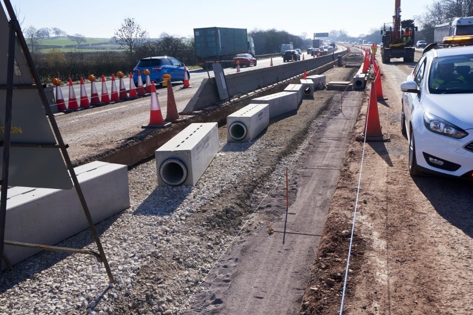 Three award wins for Highways England projects - GOV.UK