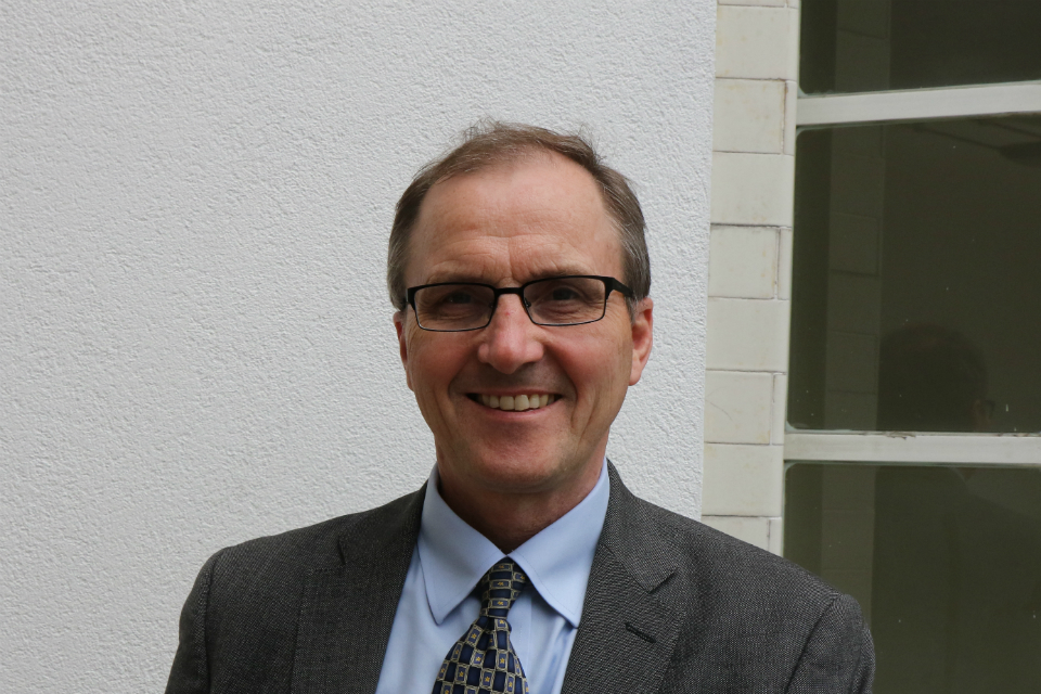 Defra chief scientist departs after seven years in post - GOV.UK