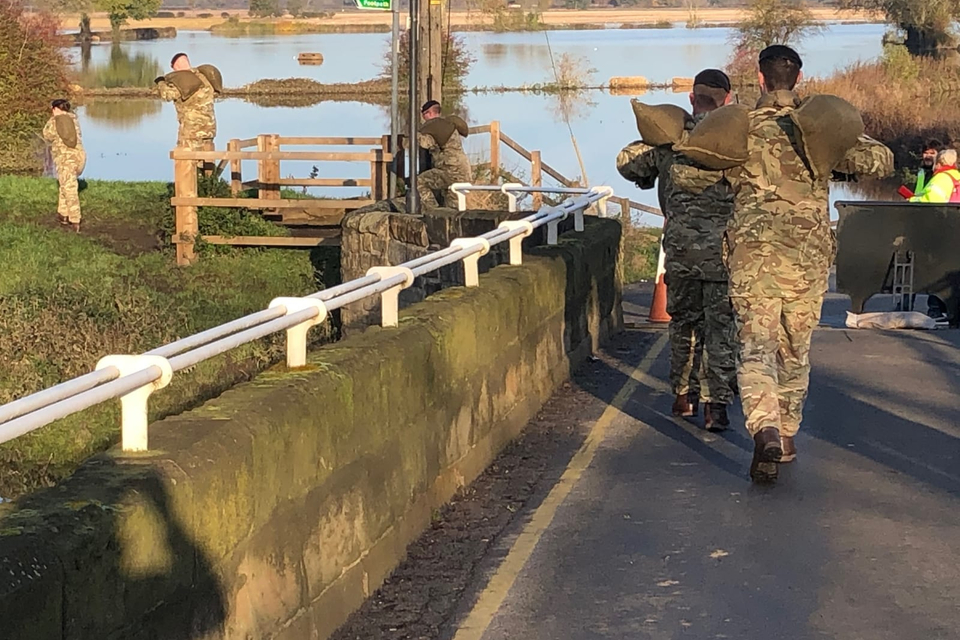 200 UK troops deploy to support flood relief - GOV.UK