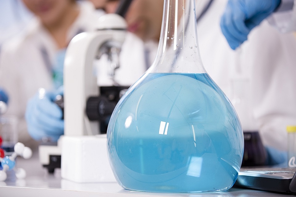 Health Secretary launches biggest diagnostic lab network in British ...